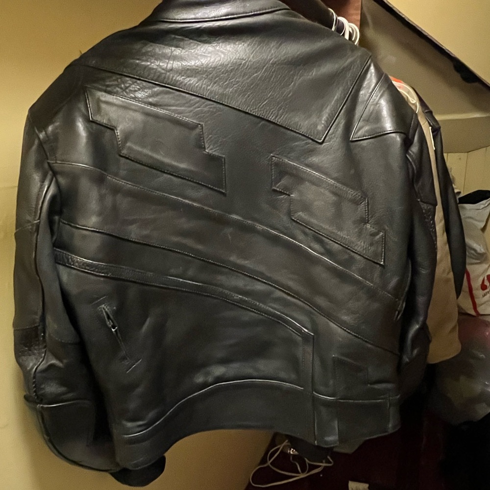 Cycle Gear Armored Leather Motorcycle Jacket. - Gem